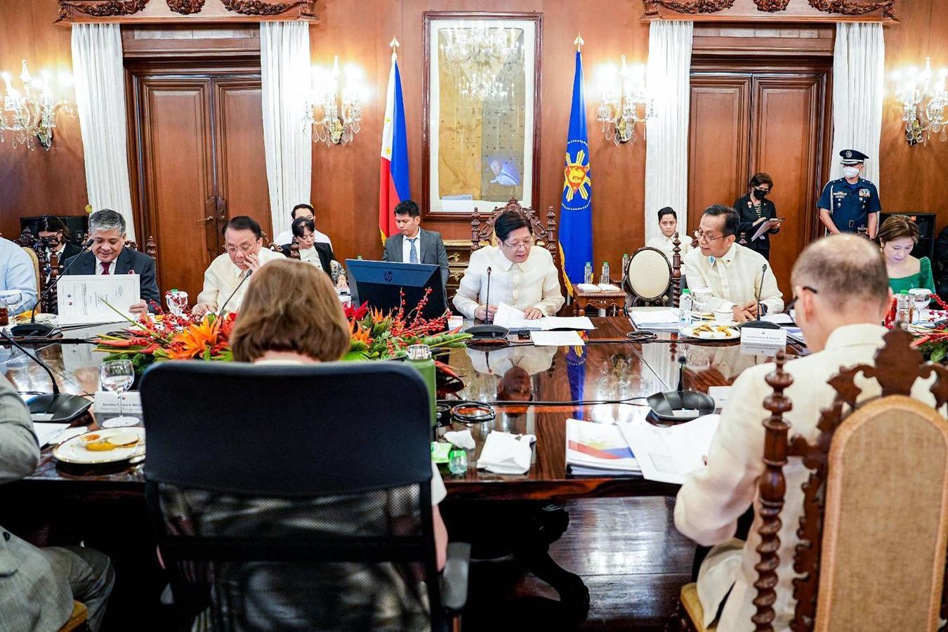PBBM, CABINET MEMBERS READY FOR LIFESTYLE CHECK — PALACE – Journal ...