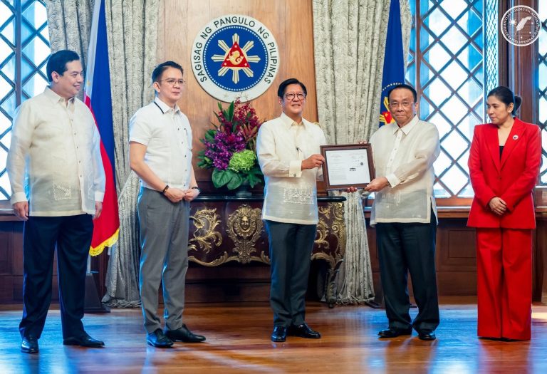 PBBM RECEIVES SIGNED GOVERNMENT OPTIMIZATION ACT FROM CONGRESSIONAL ...