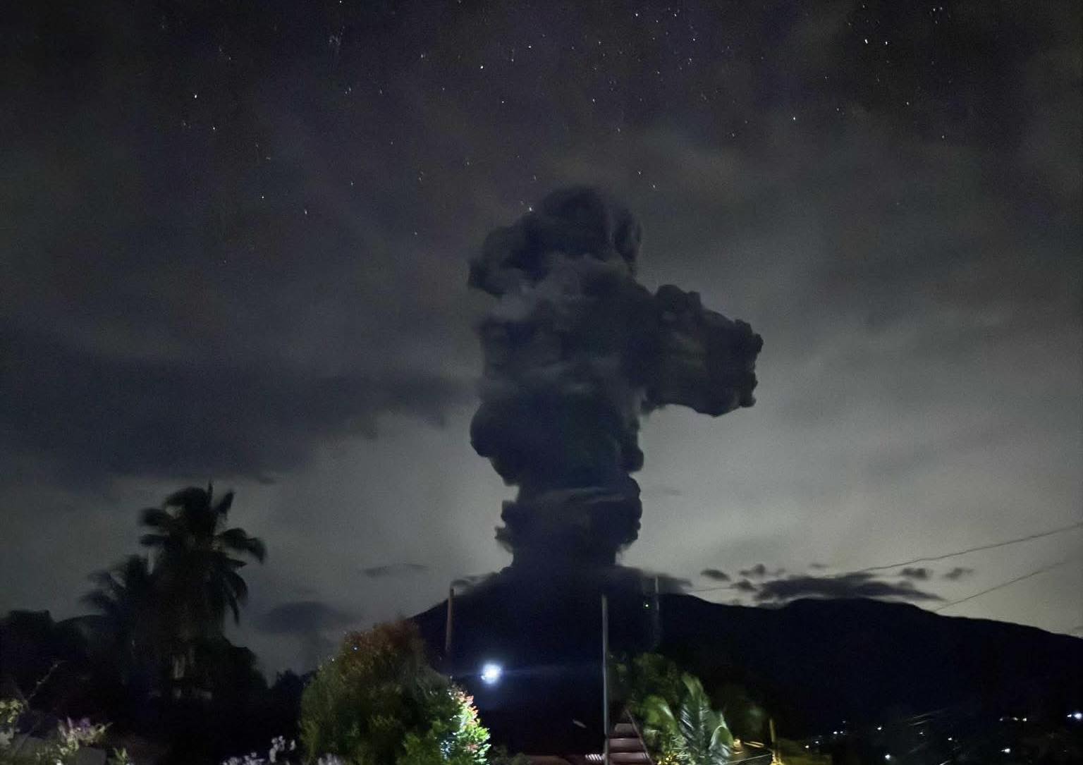 KANLAON VOLCANO ERUPTS – Journal Daily News Online